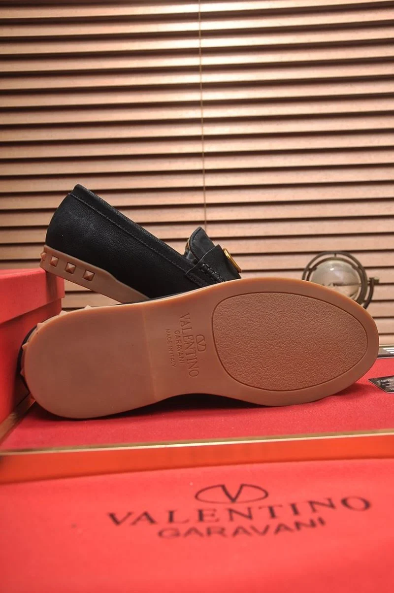 Precise copy Valentino Low Shoes
