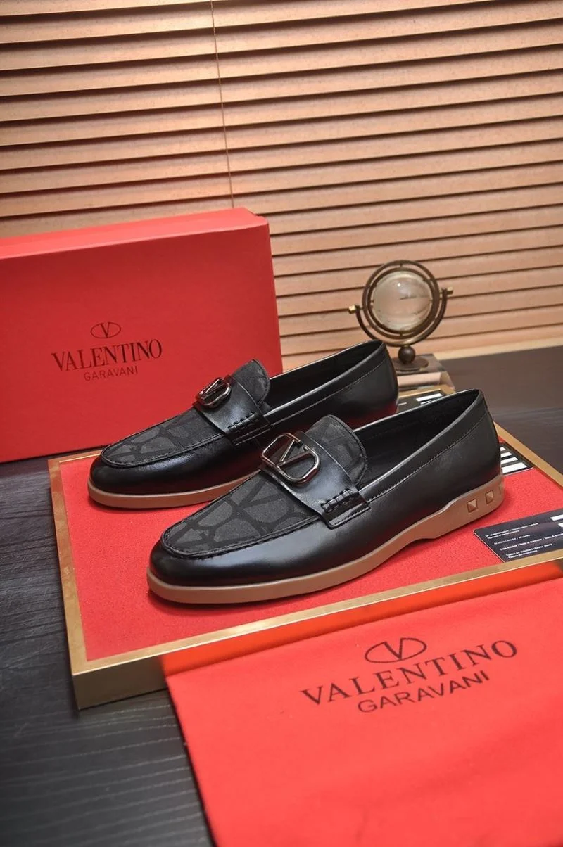 Precise copy Valentino Low Shoes
