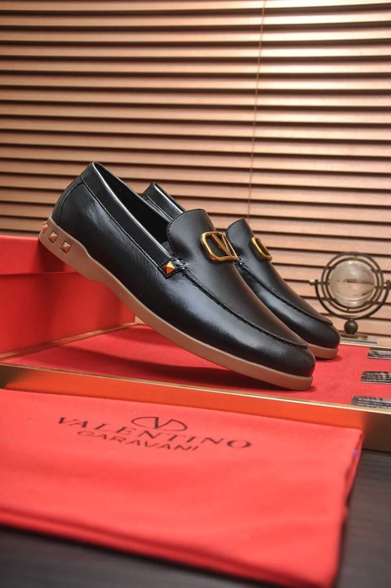 Exact replica Valentino Low Shoes