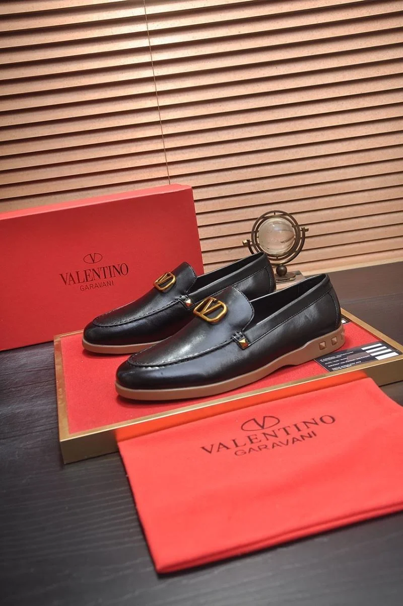 Exact replica Valentino Low Shoes