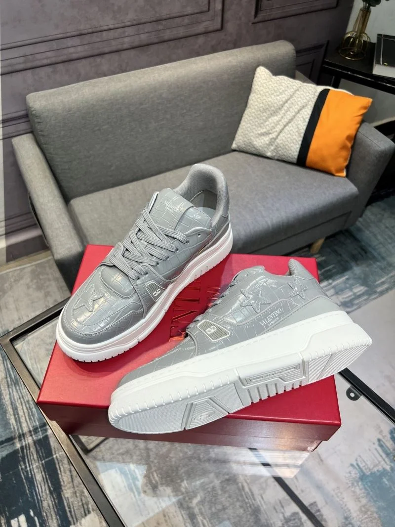 Real Valentino Low Shoes