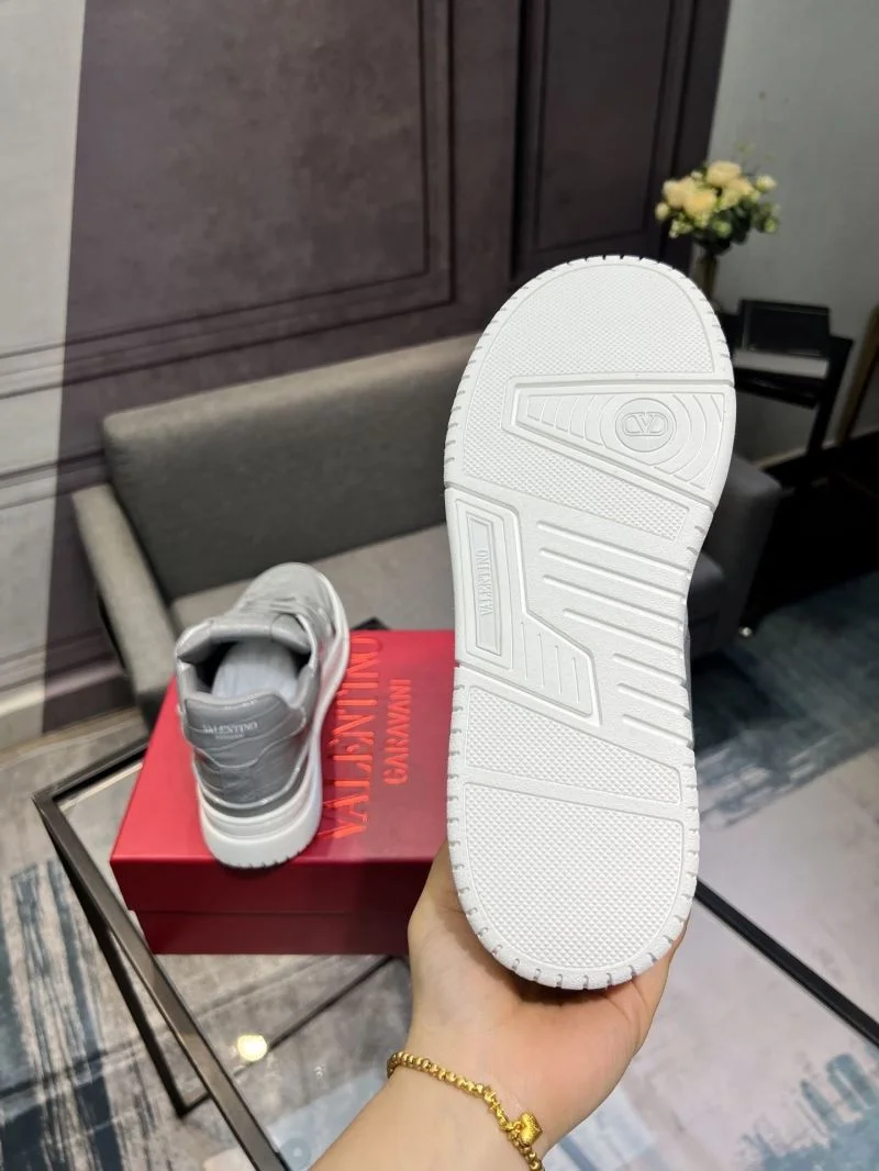 Real Valentino Low Shoes