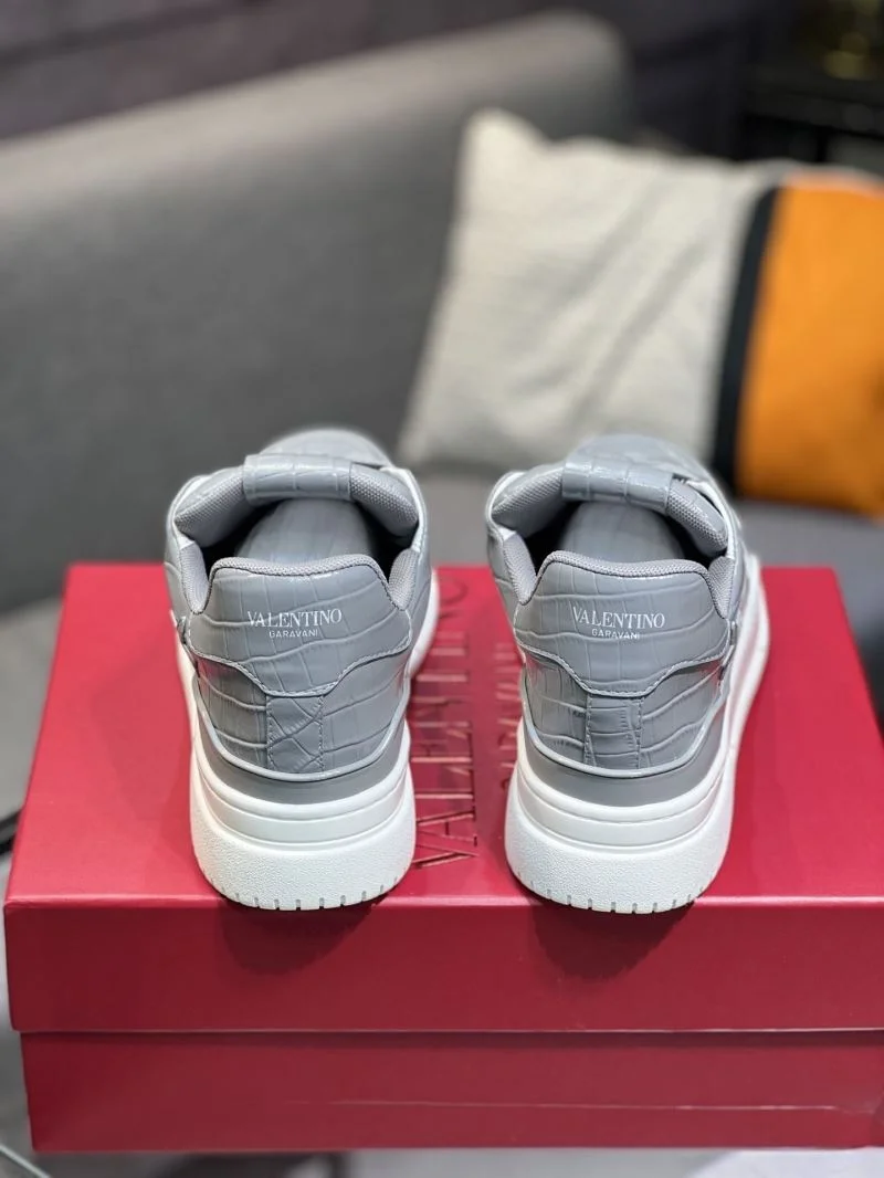 Real Valentino Low Shoes