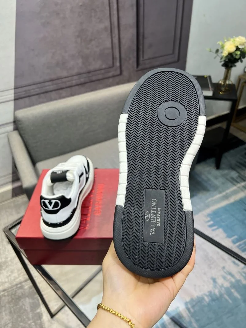 Top mirror Valentino Low Shoes