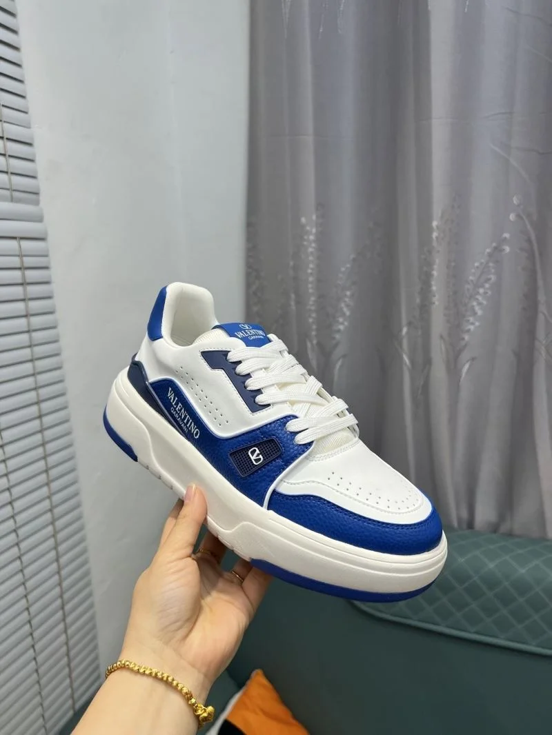 Bargain Valentino Low Shoes