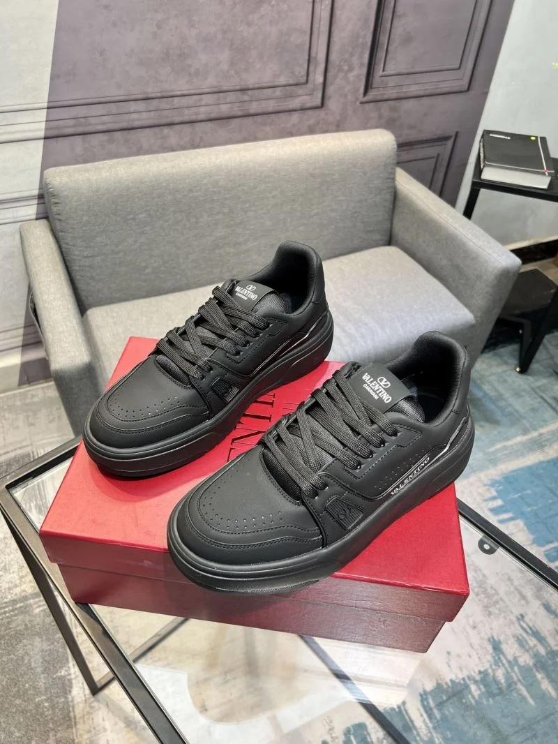Low-cost Valentino Low Shoes