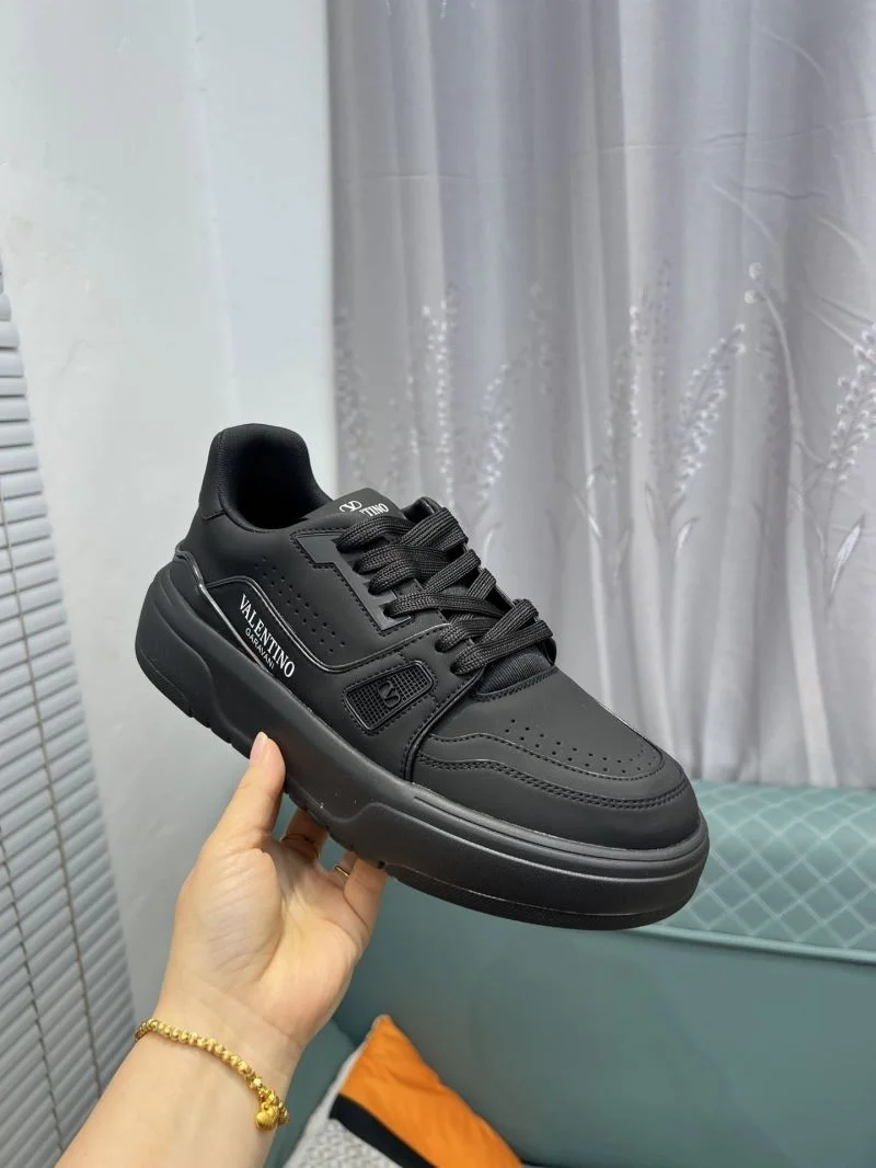 Low-cost Valentino Low Shoes