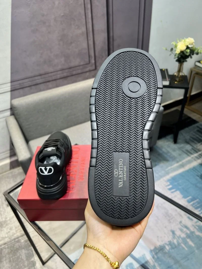 Low-cost Valentino Low Shoes