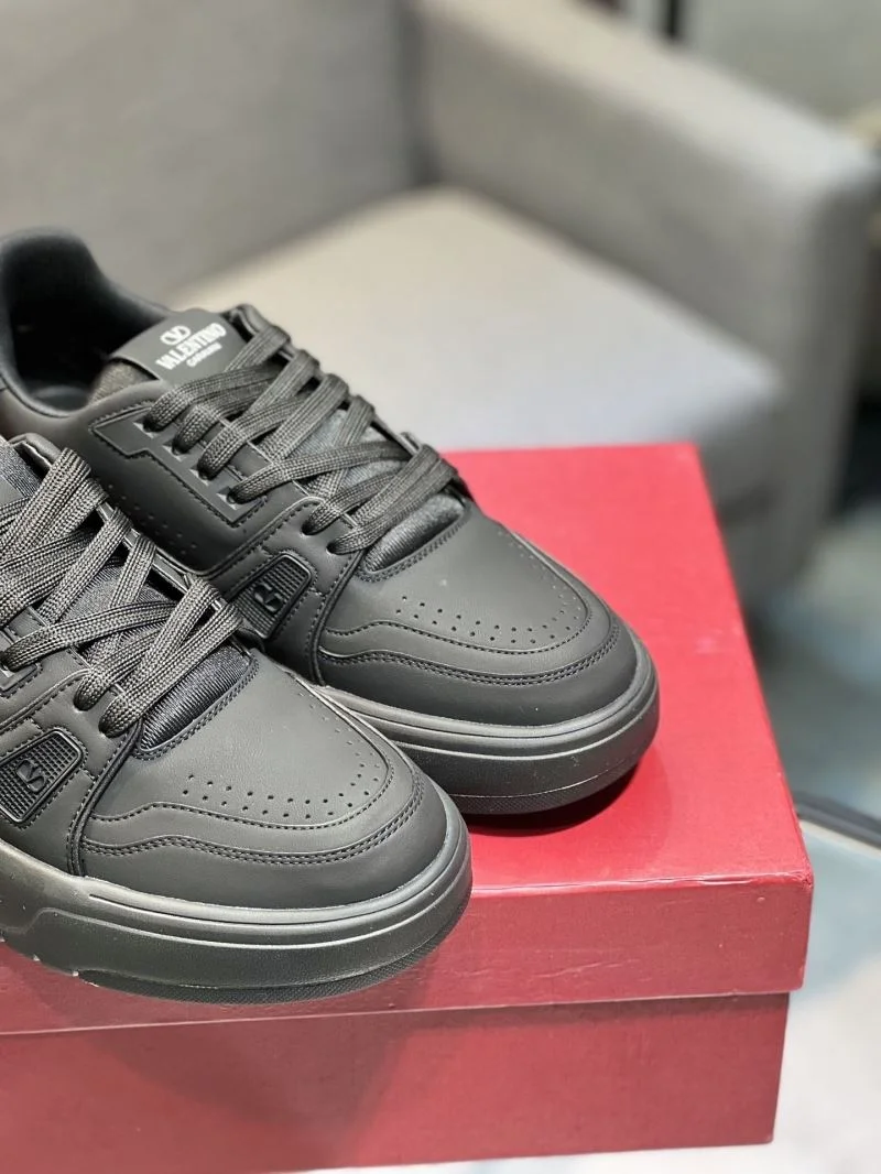 Low-cost Valentino Low Shoes