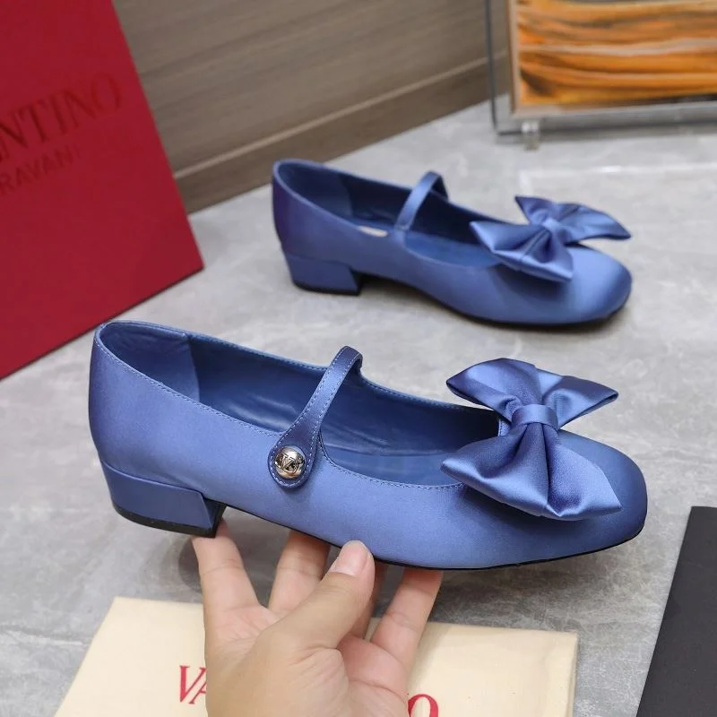 High accuracy Valentino Low Shoes