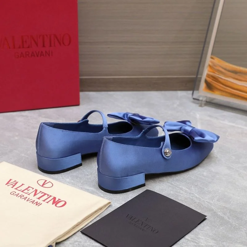 High accuracy Valentino Low Shoes