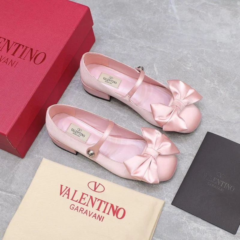 1:1 copy Valentino Low Shoes