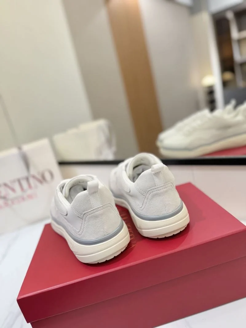 Cut-rate Valentino Low Shoes