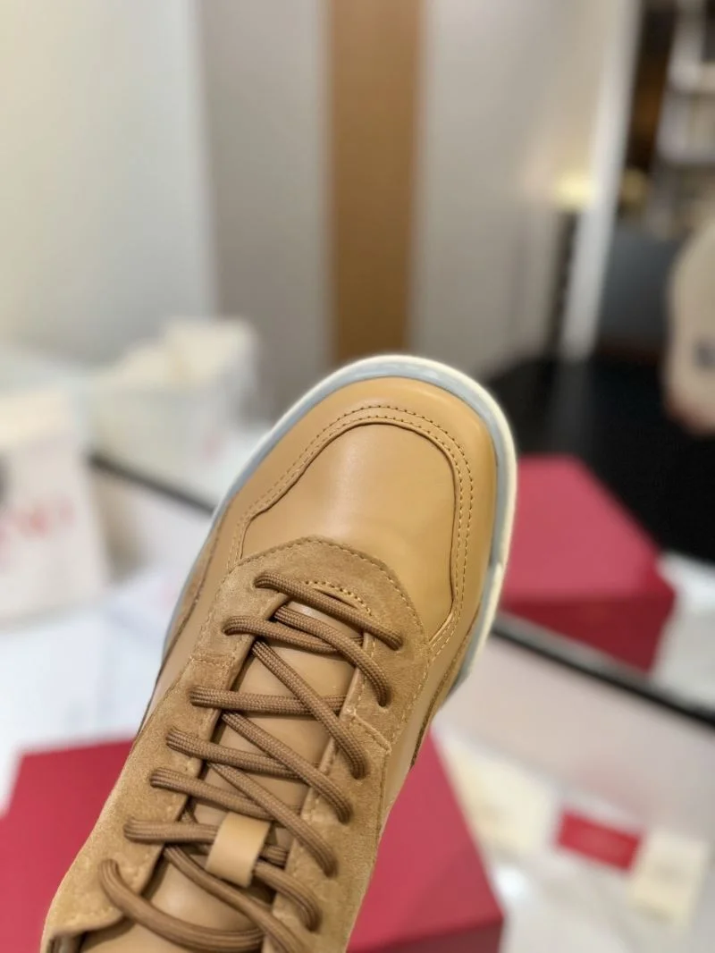 Affordable Valentino Low Shoes