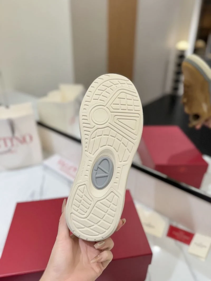 Affordable Valentino Low Shoes