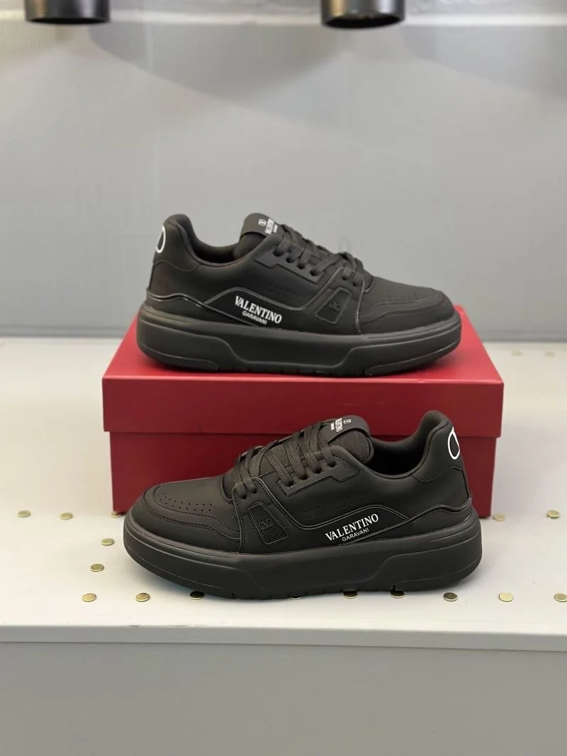 Reasonably priced Valentino Low Shoes