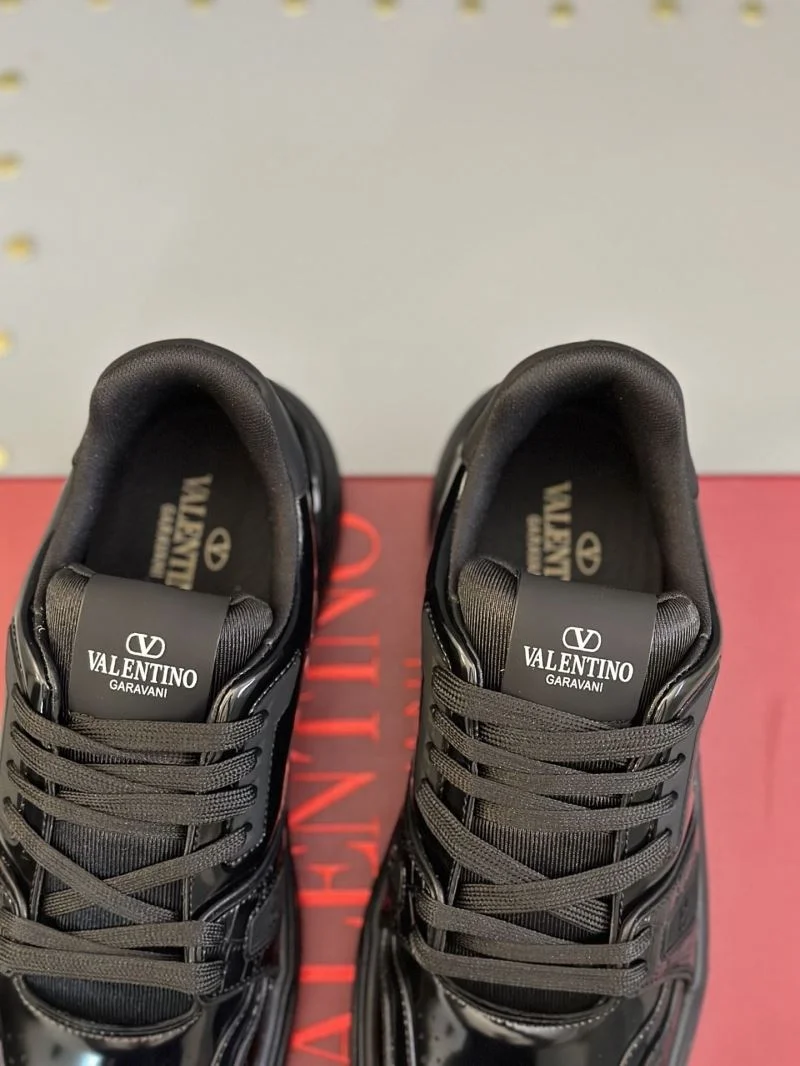 Reasonably priced Valentino Low Shoes