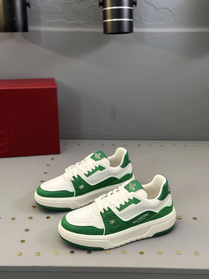 Inexpensive Valentino Low Shoes
