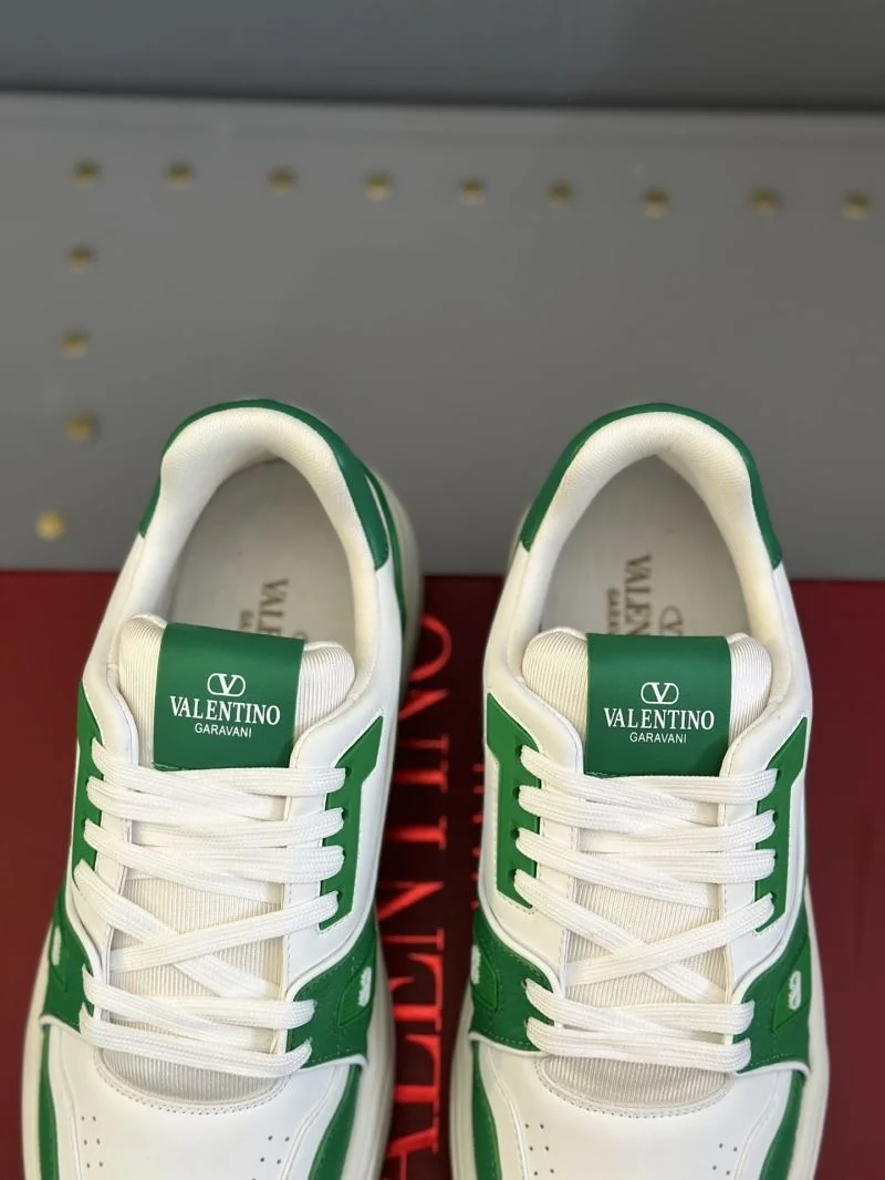 Inexpensive Valentino Low Shoes