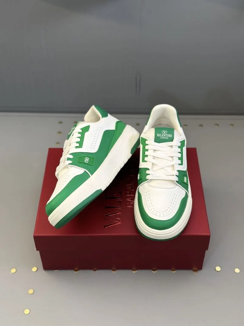 Inexpensive Valentino Low Shoes