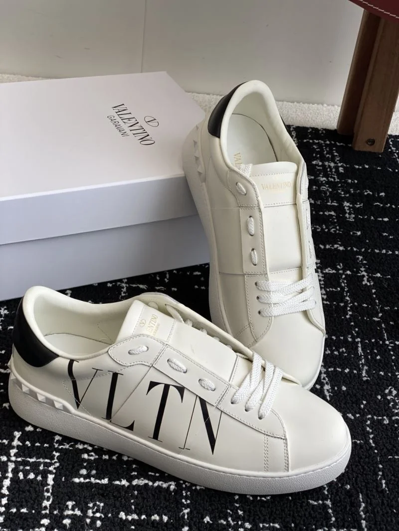 Affordable Valentino Low Shoes