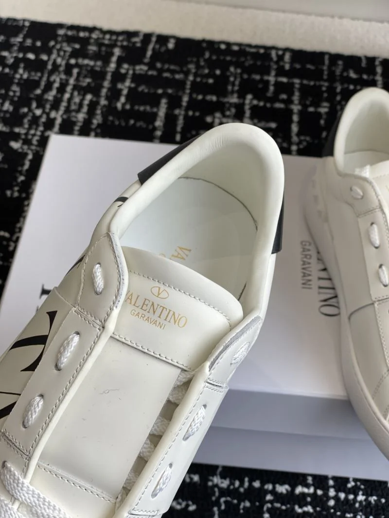 Affordable Valentino Low Shoes