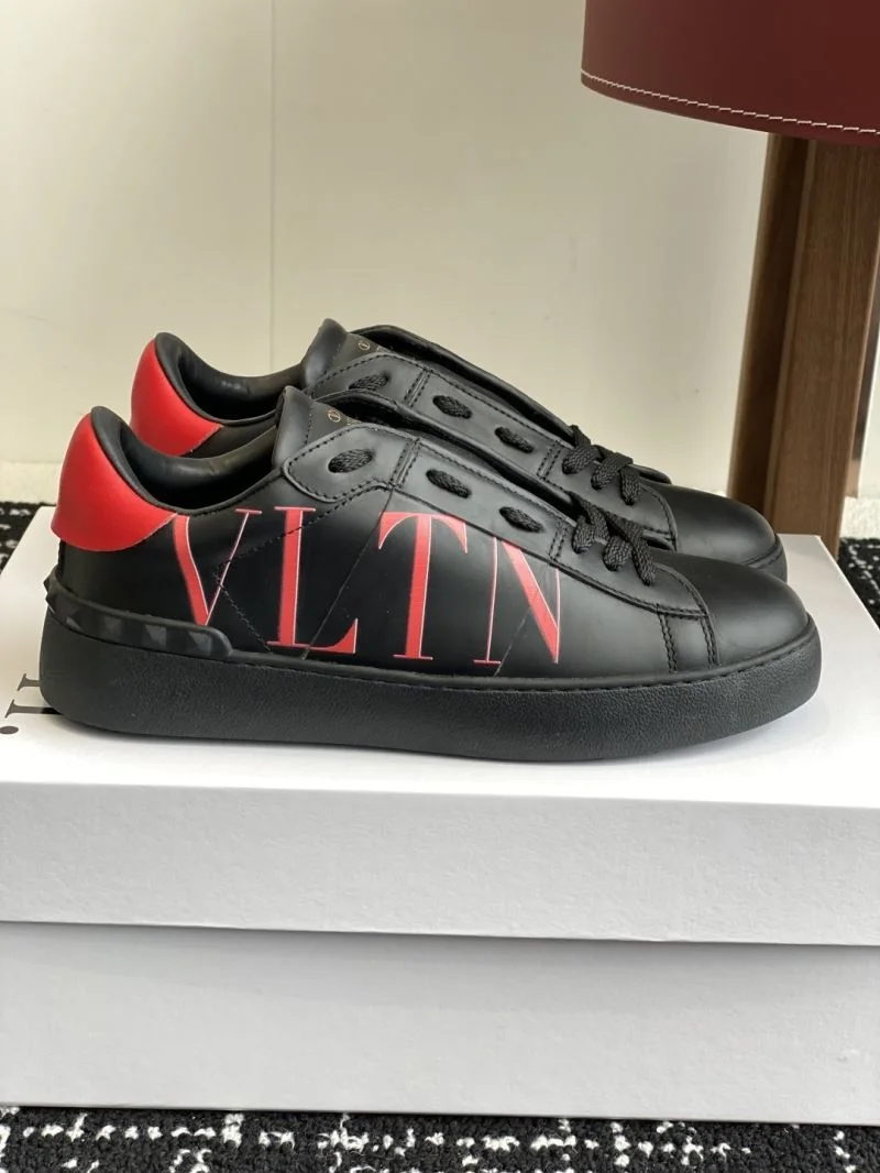Precise copy Valentino Low Shoes