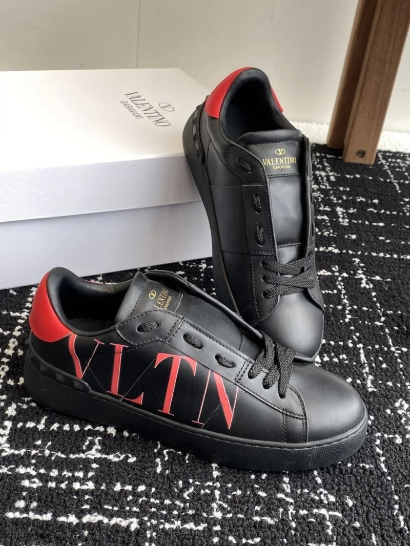 Precise copy Valentino Low Shoes