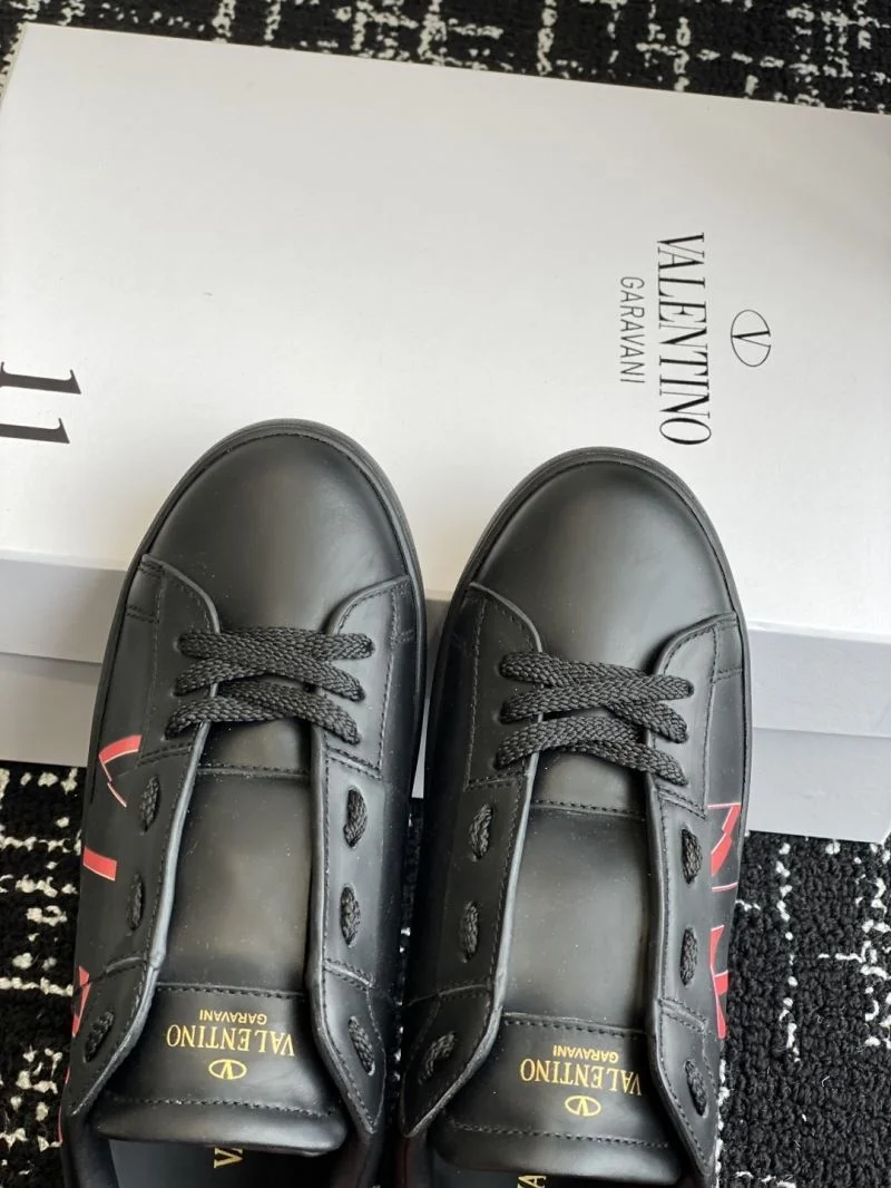 Precise copy Valentino Low Shoes