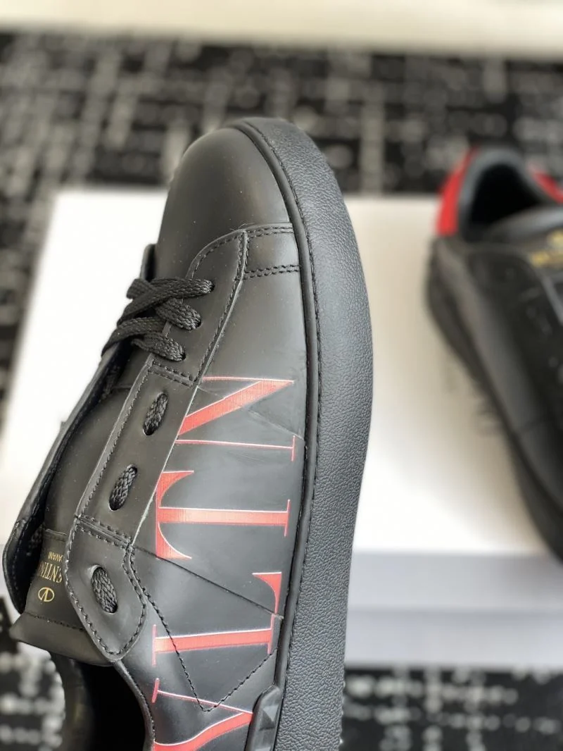 Precise copy Valentino Low Shoes