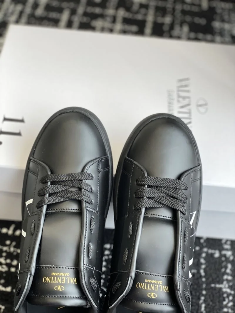 Legit Valentino Low Shoes