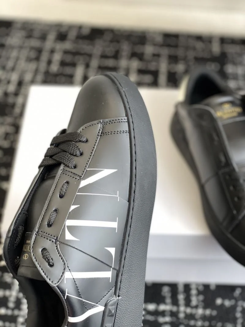 Legit Valentino Low Shoes