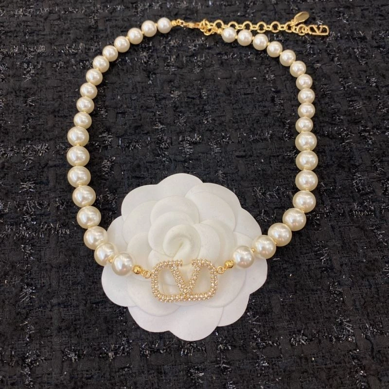 High accuracy Valentino Necklaces