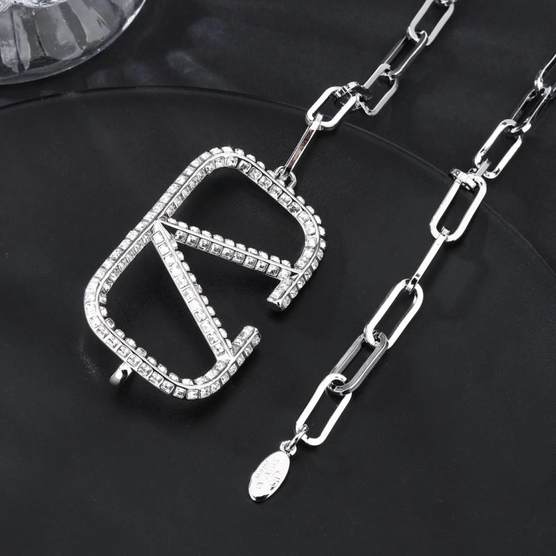 High accuracy Valentino Necklaces