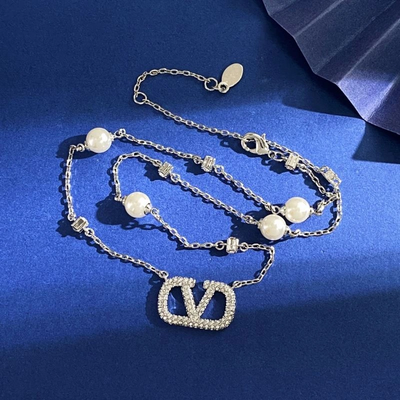Brand-authenticated Valentino Necklaces