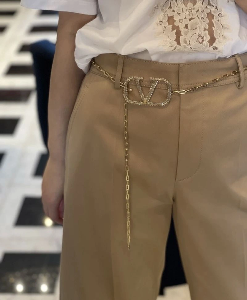 Cut-rate Valentino Necklaces