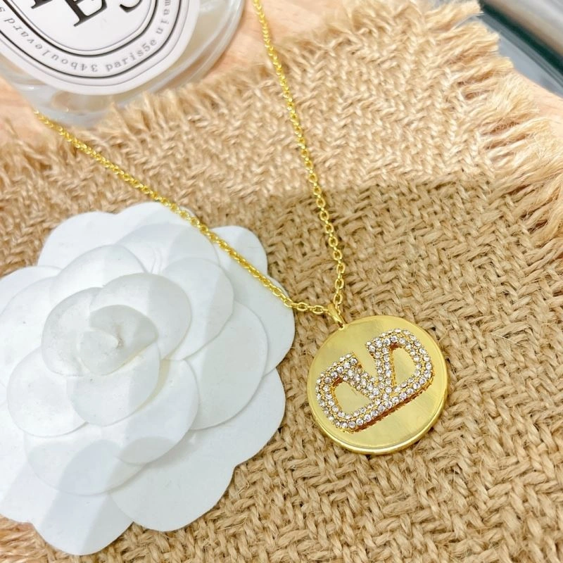 Perfect replica Valentino Necklaces