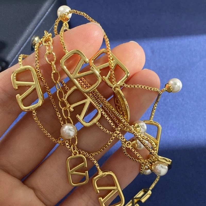 Brand-original Valentino Necklaces