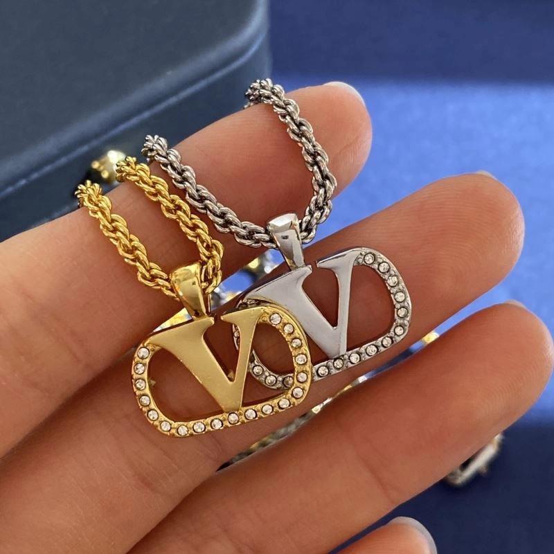 Precise copy Valentino Necklaces