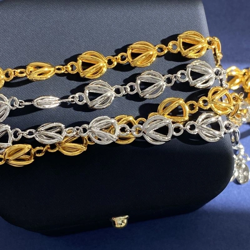 Mirror quality Valentino Necklaces