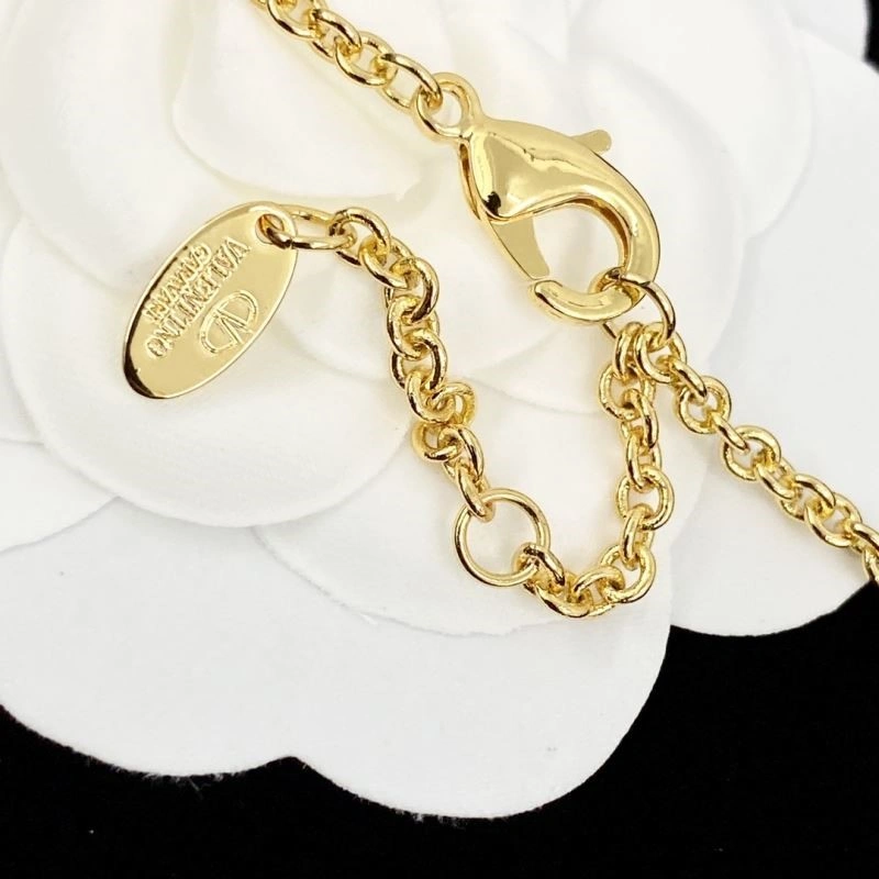 Low-cost Valentino Necklaces