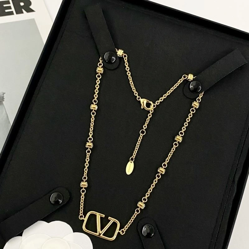 Low-cost Valentino Necklaces