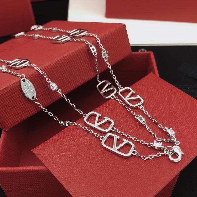 Factory-made Valentino Necklaces