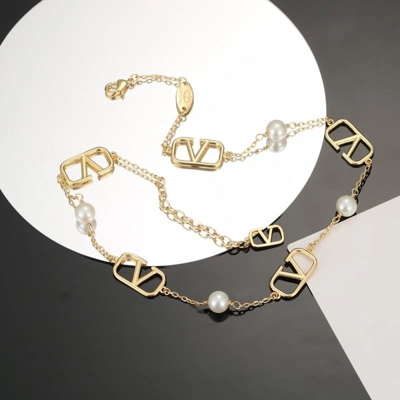 Factory-made Valentino Necklaces