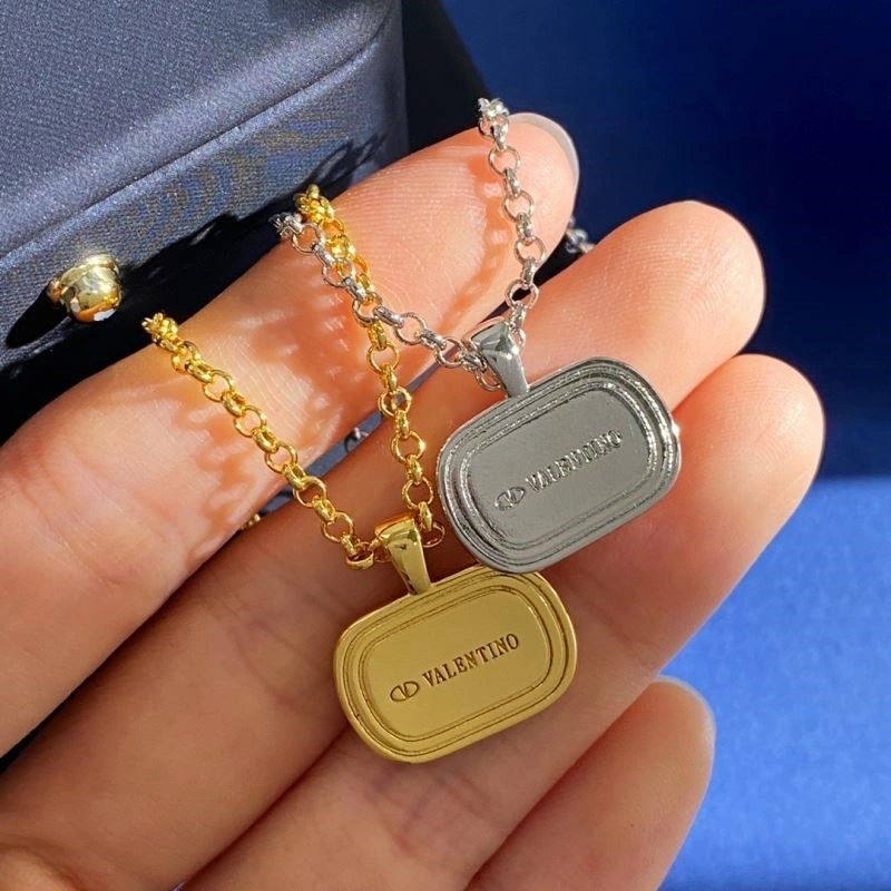 Factory-made Valentino Necklaces
