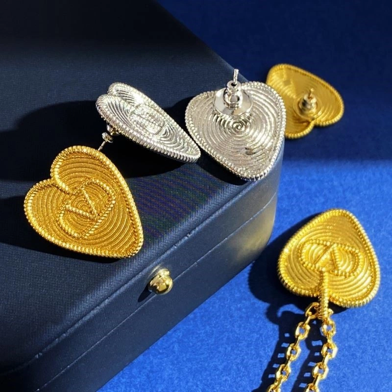 Brand-authenticated Valentino Necklaces