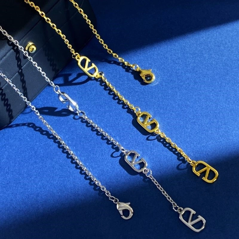 High fidelity Valentino Necklaces
