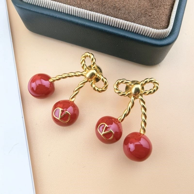 Cut-rate Valentino Necklaces