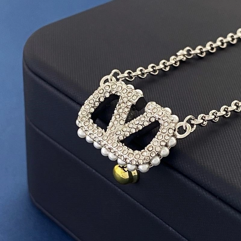 Precise copy Valentino Necklaces