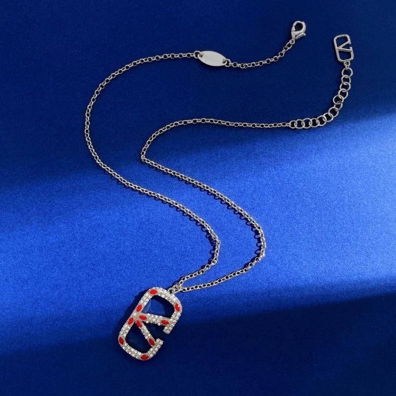 Mirror quality Valentino Necklaces